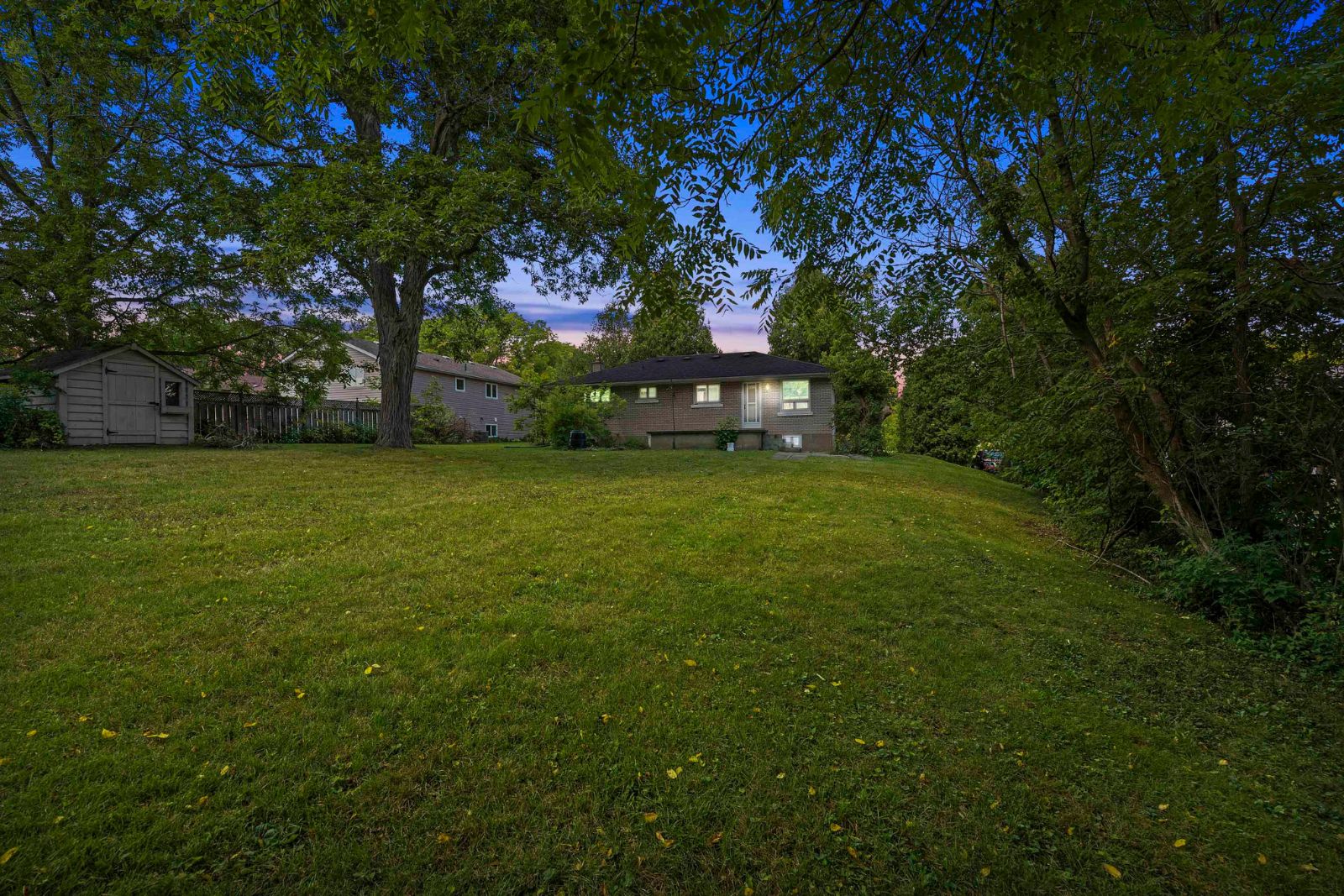 116 Peebles St., Caledonia - Brandow Group