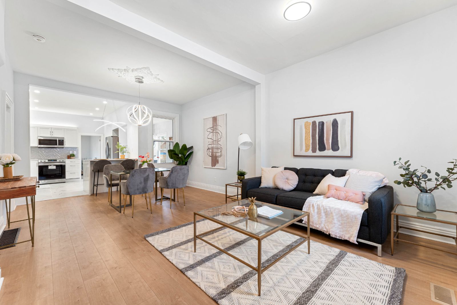 176 Wood Street E, Hamilton - Brandow Group